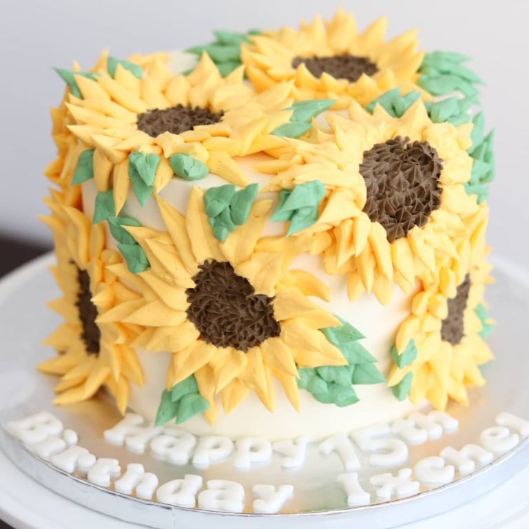 19 Gorgeous Sunflower Cake Designs | Bridal Shower 101