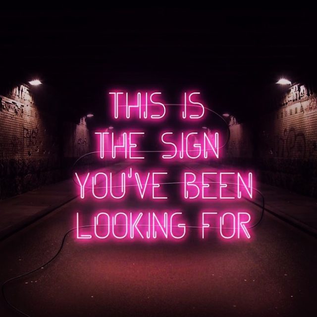 17 Aesthetic Neon Signs To Light Up A Room | Bridal Shower 101